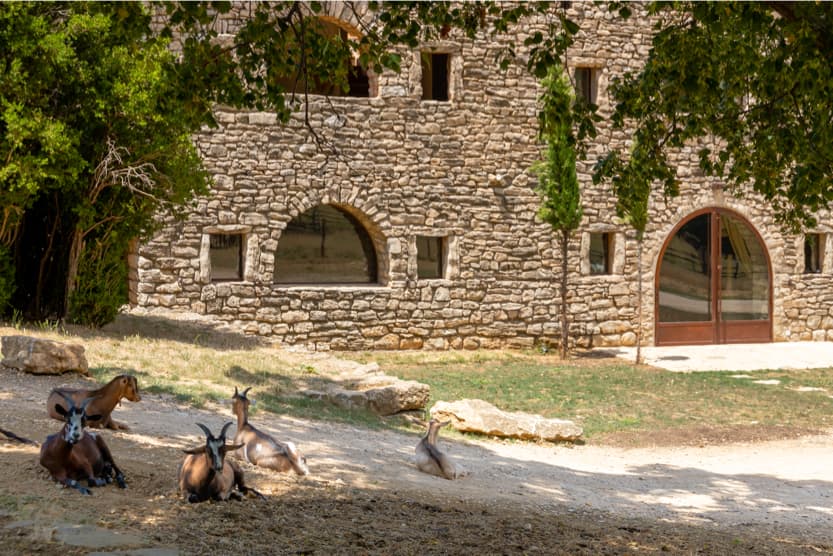 The Most Beautiful Country Homes in the World: According to Le ...